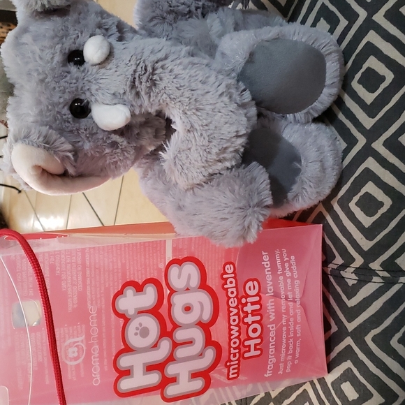 Hot Hugs | Toys | New Hot Hugs Elephant | Poshmark